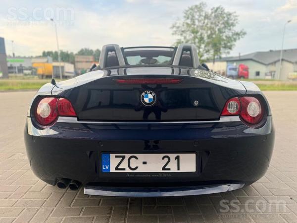 Blue BMW Z4 2005 in Cesis, with an engine capacity of 2.20 L and mileage of 235 thousand km for 8600 €, photo 10 on AUTOMOTO.COM.LV