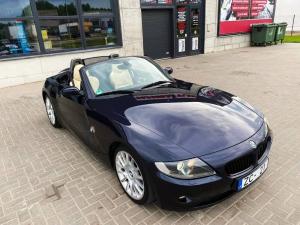 Blue BMW Z4 2005 in Cesis, with an engine capacity of 2.20 L and mileage of 235 thousand km for 8600 €, photo 5 on AUTOMOTO.COM.LV