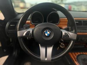 Blue BMW Z4 2005 in Cesis, with an engine capacity of 2.20 L and mileage of 235 thousand km for 8600 €, photo 15 on AUTOMOTO.COM.LV