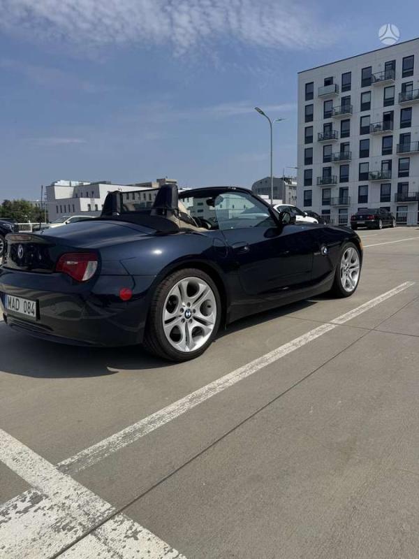 Zils BMW Z4 2007 Viļņa, ar dzinēja tilpumu 3.00 L un nobraukumu 166 tūkst. km par 10400 €, foto 3 vietnē AUTOMOTO.COM.LV