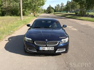 Blue BMW Z4 2009 in Riga, with an engine capacity of 3.00 L and mileage of 158 thousand km for 14000 €, photo 3 on AUTOMOTO.COM.LV