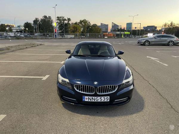 Zils BMW Z4 2010 Viļņa, ar dzinēja tilpumu 2.50 L un nobraukumu 240 tūkst. km par 10450 €, foto 2 vietnē AUTOMOTO.COM.LV