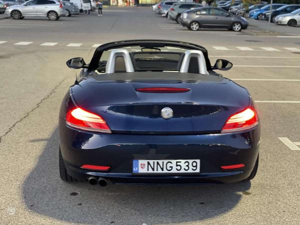 Zils BMW Z4 2010 Viļņa, ar dzinēja tilpumu 2.50 L un nobraukumu 240 tūkst. km par 10900 €, foto 9 vietnē AUTOMOTO.COM.LV