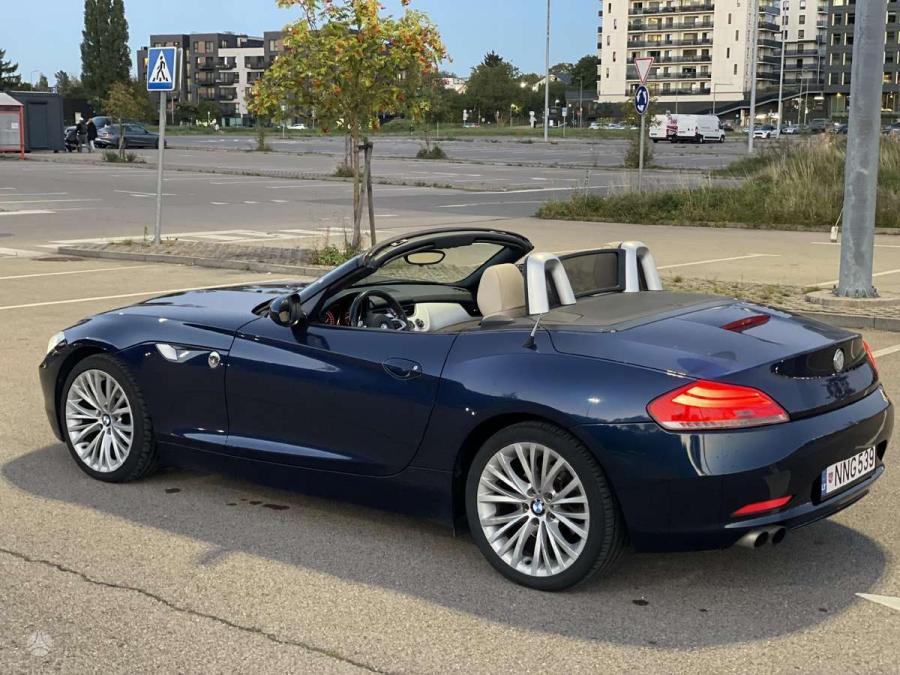 Zils BMW Z4 2010 Viļņa, ar dzinēja tilpumu 2.50 L un nobraukumu 240 tūkst. km par 10900 €, foto 11 vietnē AUTOMOTO.COM.LV