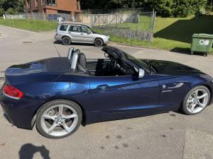 Blue BMW Z4 2011 in Kaunas, with an engine capacity of 2.98 L and mileage of 291 thousand km for 14700 €, photo 6 on AUTOMOTO.COM.LV