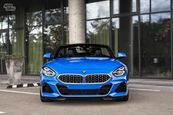 Blue BMW Z4 2020 in Kaunas, with an engine capacity of 2.00 L and mileage of 98 thousand km for 32500 €, photo 3 on AUTOMOTO.COM.LV