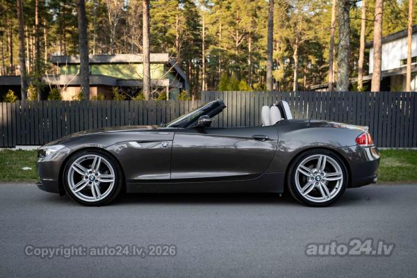 Brown BMW Z4 2010 in Tallinn, with an engine capacity of 2.50 L and mileage of 209 thousand km for 14900 €, photo 6 on AUTOMOTO.COM.LV