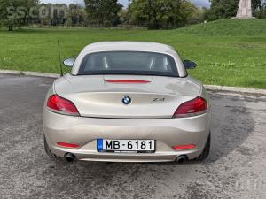 Brown BMW Z4 2011 in Riga, with an engine capacity of 3.00 L and mileage of 0 thousand km for 19990 €, photo 6 on AUTOMOTO.COM.LV