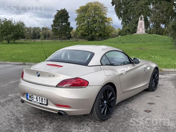 Brūns BMW Z4 2011 Rīga, ar dzinēja tilpumu 3.00 L un nobraukumu 0 tūkst. km par 19990 €, foto 7 vietnē AUTOMOTO.COM.LV