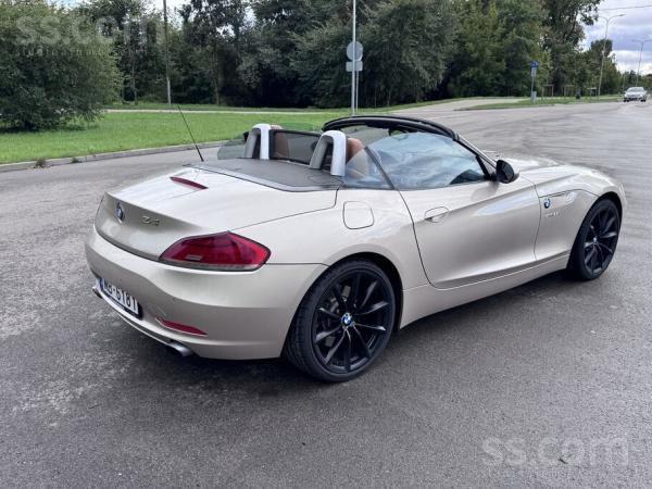 Brūns BMW Z4 2011 Rīga, ar dzinēja tilpumu 3.00 L un nobraukumu 0 tūkst. km par 19990 €, foto 10 vietnē AUTOMOTO.COM.LV