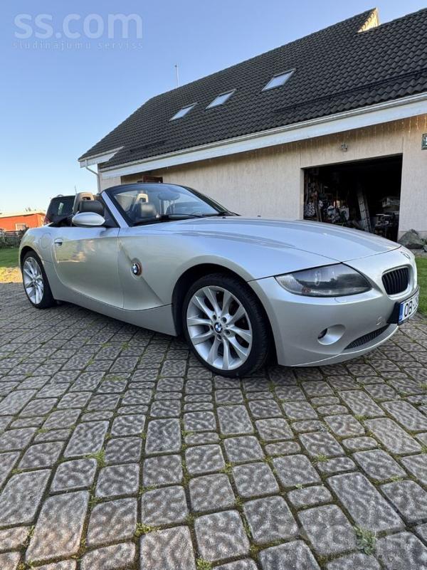 BMW Z4 2004 in Riga, with an engine capacity of 2.20 L and mileage of 227 thousand km for 7800 €, photo 7 on AUTOMOTO.COM.LV