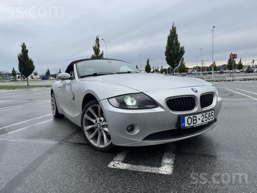 BMW Z4 2004 Rīga, ar dzinēja tilpumu 2.20 L un nobraukumu 227 tūkst. km par 7800 €, foto 17 vietnē AUTOMOTO.COM.LV