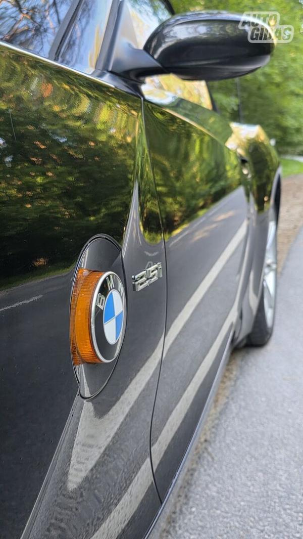 BMW Z4 2004 in Vilnius, with an engine capacity of 2.50 L and mileage of 215 thousand km for 6900 €, photo 4 on AUTOMOTO.COM.LV
