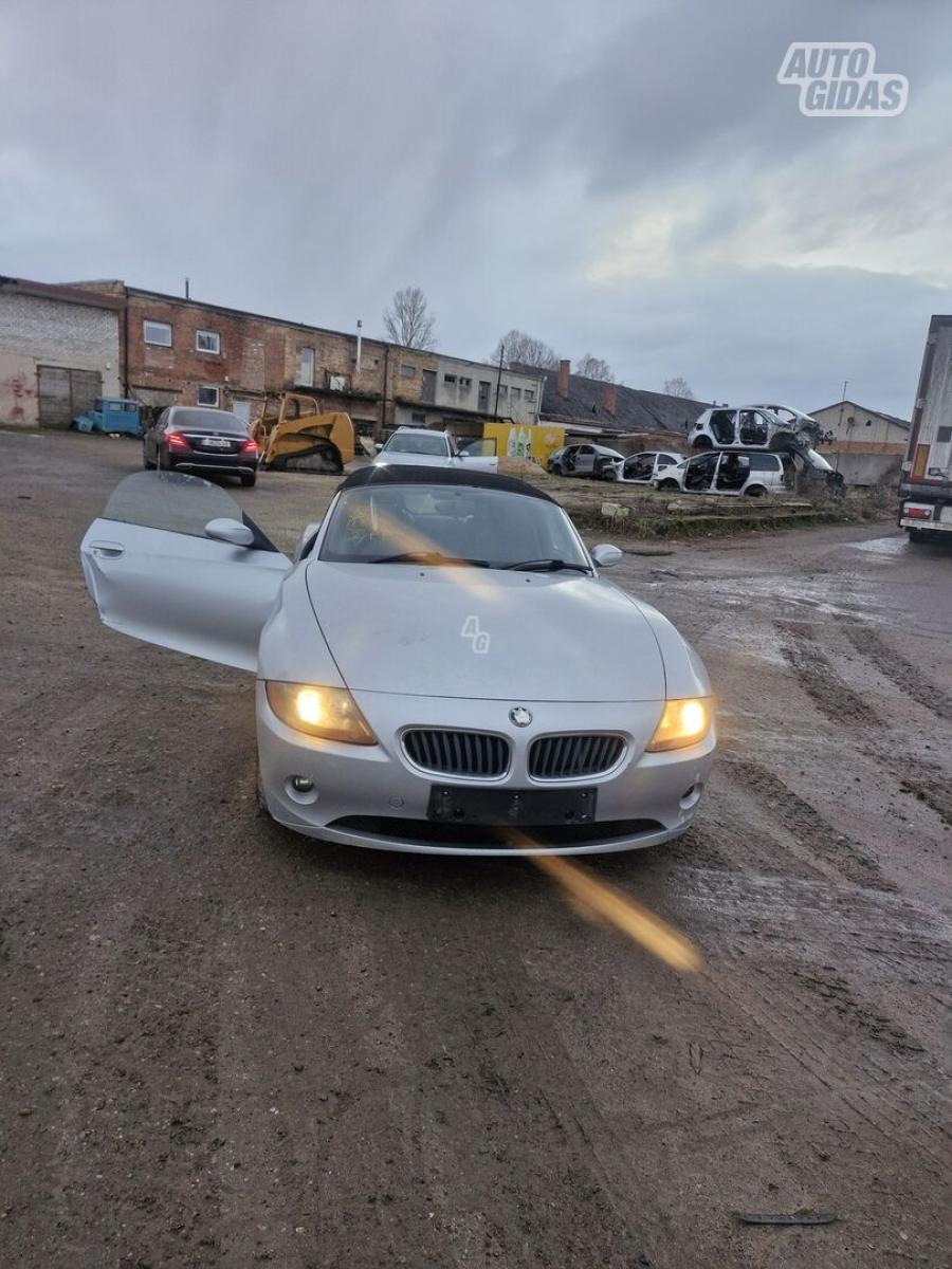 BMW Z4 2005 Vilkaviškis, ar dzinēja tilpumu 2.50 L un nobraukumu 1 tūkst. km par 3150 €, foto 5 vietnē AUTOMOTO.COM.LV