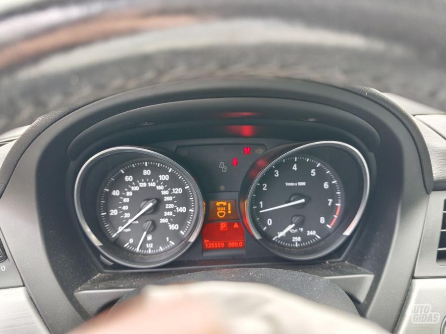BMW Z4 2009 in Klaipeda, with an engine capacity of 3.00 L and mileage of 120 thousand km for 4890 €, photo 6 on AUTOMOTO.COM.LV