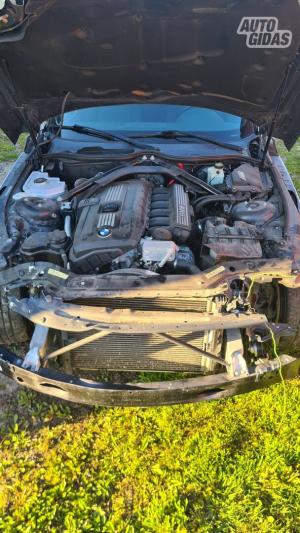 BMW Z4 2009 in Klaipeda, with an engine capacity of 3.00 L and mileage of 120 thousand km for 4890 €, photo 10 on AUTOMOTO.COM.LV