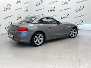 BMW Z4 2011 Viļņa, ar dzinēja tilpumu 3.00 L un nobraukumu 75 tūkst. km par 16900 €, foto 4 vietnē AUTOMOTO.COM.LV