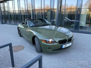 Green BMW Z4 2004 in Tukums, with an engine capacity of 2.50 L and mileage of 257 thousand km for 9950 €, photo 5 on AUTOMOTO.COM.LV