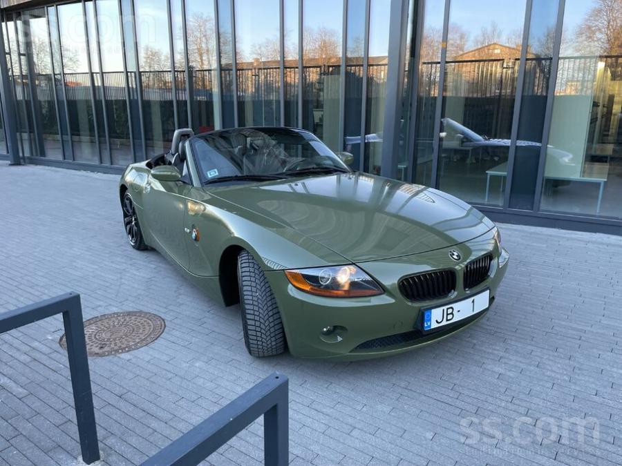 Green BMW Z4 2004 in Tukums, with an engine capacity of 2.50 L and mileage of 257 thousand km for 9950 €, photo 5 on AUTOMOTO.COM.LV
