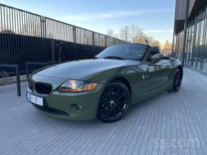 Green BMW Z4 2004 in Tukums, with an engine capacity of 2.50 L and mileage of 257 thousand km for 9950 €, photo 6 on AUTOMOTO.COM.LV