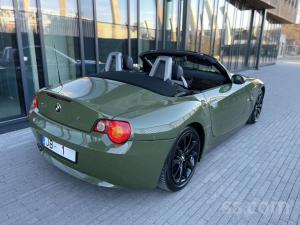 Green BMW Z4 2004 in Tukums, with an engine capacity of 2.50 L and mileage of 257 thousand km for 9950 €, photo 7 on AUTOMOTO.COM.LV