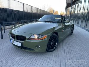 Green BMW Z4 2004 in Tukums, with an engine capacity of 2.50 L and mileage of 257 thousand km for 9950 €, photo 8 on AUTOMOTO.COM.LV