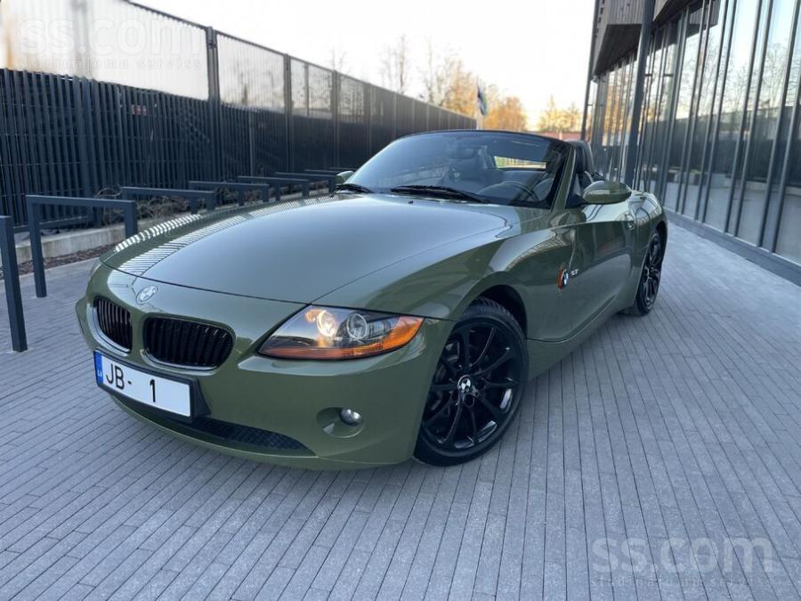 Green BMW Z4 2004 in Tukums, with an engine capacity of 2.50 L and mileage of 257 thousand km for 9950 €, photo 8 on AUTOMOTO.COM.LV