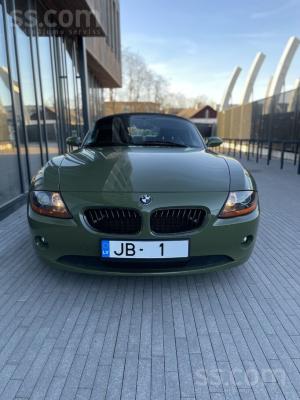Green BMW Z4 2004 in Tukums, with an engine capacity of 2.50 L and mileage of 257 thousand km for 9950 €, photo 22 on AUTOMOTO.COM.LV