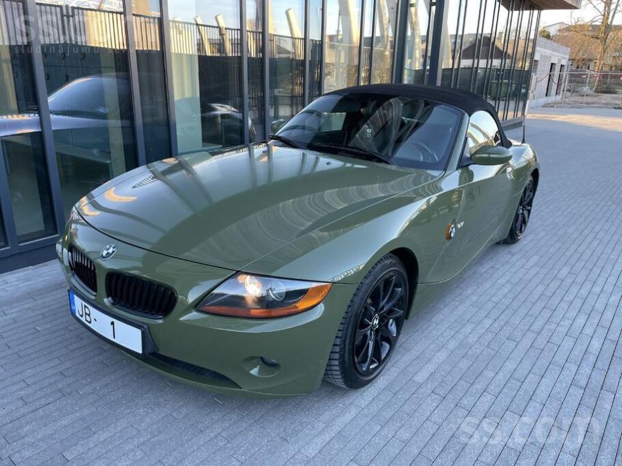 Green BMW Z4 2004 in Tukums, with an engine capacity of 2.50 L and mileage of 257 thousand km for 9950 €, photo 23 on AUTOMOTO.COM.LV