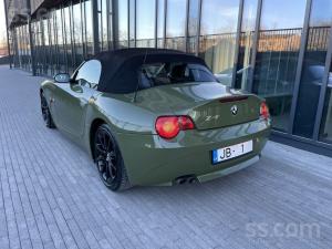 Green BMW Z4 2004 in Tukums, with an engine capacity of 2.50 L and mileage of 257 thousand km for 9950 €, photo 29 on AUTOMOTO.COM.LV