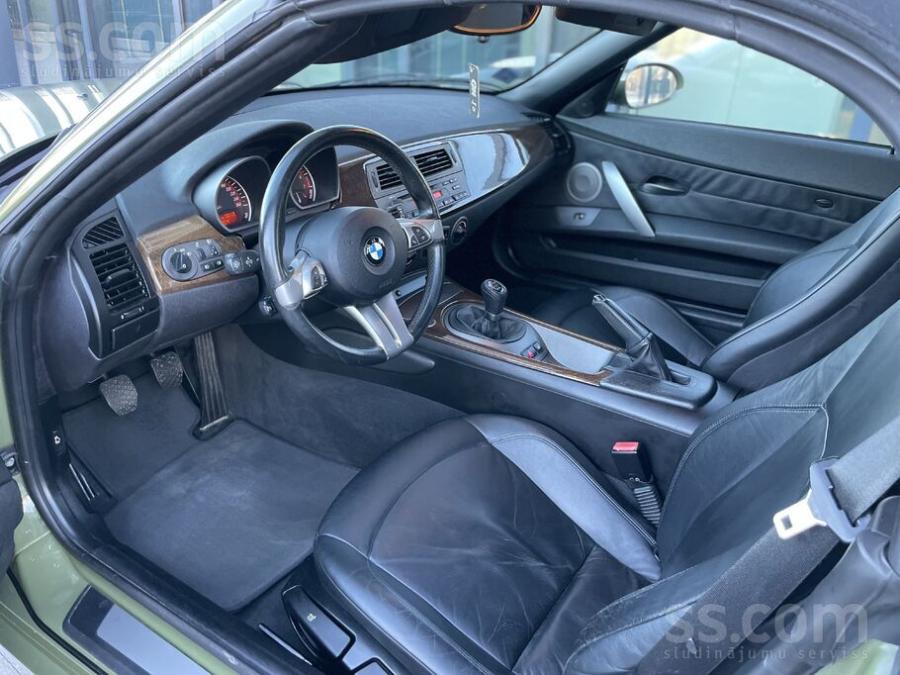 Green BMW Z4 2004 in Tukums, with an engine capacity of 2.50 L and mileage of 257 thousand km for 9950 €, photo 34 on AUTOMOTO.COM.LV