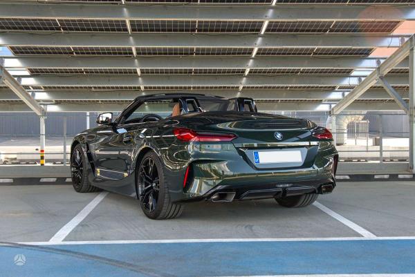 Green BMW Z4 2025 in Vilnius, with an engine capacity of 3.00 L and mileage of 13 thousand km for 52500 €, photo 4 on AUTOMOTO.COM.LV
