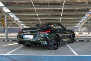Green BMW Z4 2025 in Vilnius, with an engine capacity of 3.00 L and mileage of 13 thousand km for 52500 €, photo 6 on AUTOMOTO.COM.LV