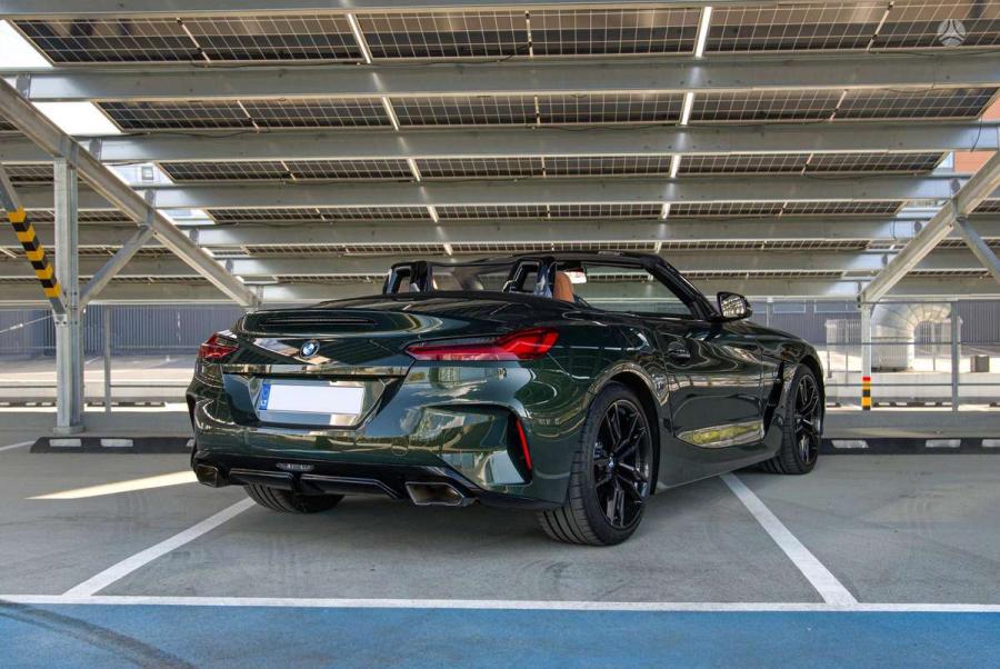 Green BMW Z4 2025 in Vilnius, with an engine capacity of 3.00 L and mileage of 13 thousand km for 52500 €, photo 6 on AUTOMOTO.COM.LV