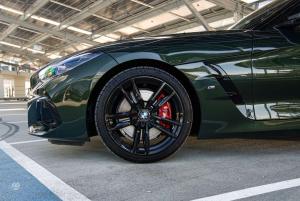 Green BMW Z4 2025 in Vilnius, with an engine capacity of 3.00 L and mileage of 13 thousand km for 52500 €, photo 10 on AUTOMOTO.COM.LV