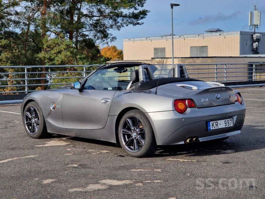 Pelēks BMW Z4 2003 Rīga, ar dzinēja tilpumu 2.50 L un nobraukumu 240 tūkst. km par 8500 €, foto 5 vietnē AUTOMOTO.COM.LV