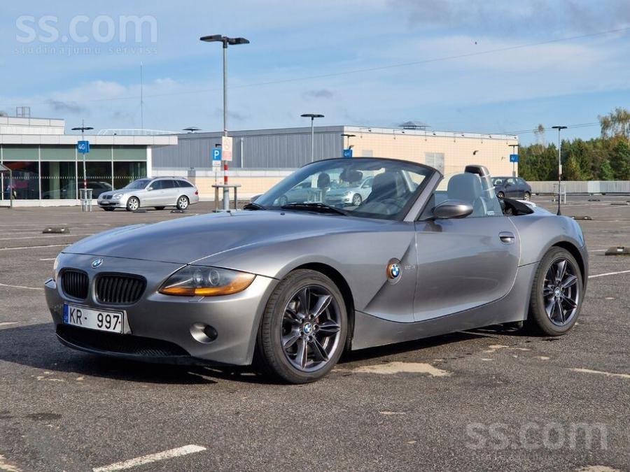 Pelēks BMW Z4 2003 Rīga, ar dzinēja tilpumu 2.50 L un nobraukumu 240 tūkst. km par 8500 €, foto 7 vietnē AUTOMOTO.COM.LV