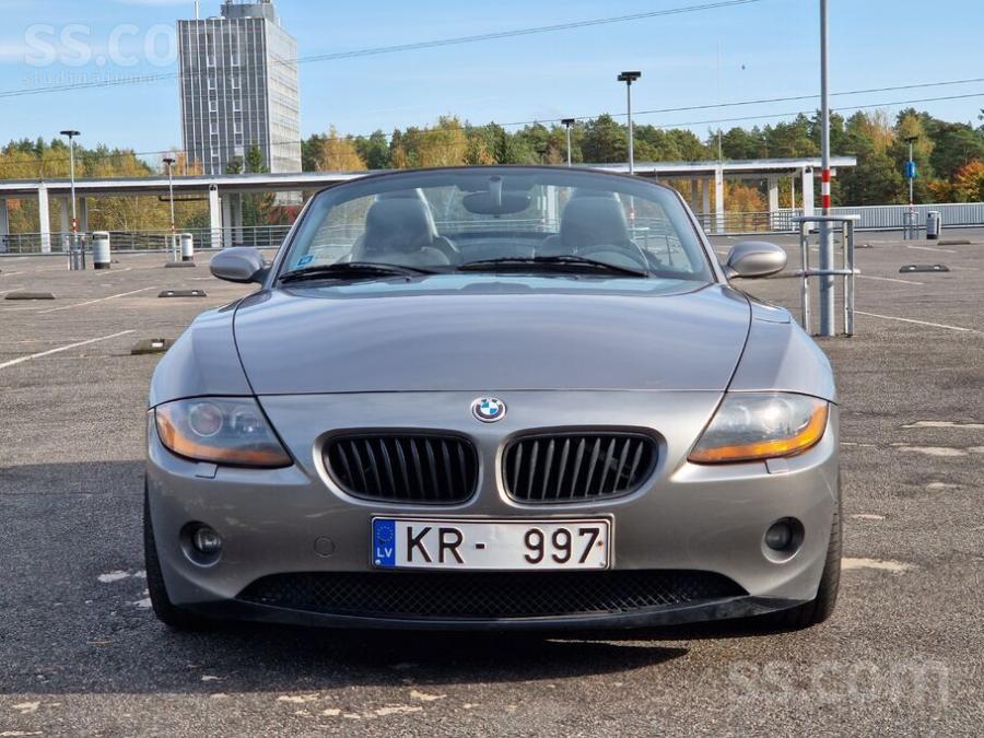 Pelēks BMW Z4 2003 Rīga, ar dzinēja tilpumu 2.50 L un nobraukumu 240 tūkst. km par 8500 €, foto 8 vietnē AUTOMOTO.COM.LV