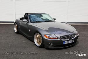 Pelēks BMW Z4 2003 Tallina, ar dzinēja tilpumu 3.00 L un nobraukumu 179 tūkst. km par 11999 €, foto  vietnē AUTOMOTO.COM.LV
