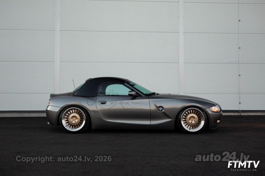Pelēks BMW Z4 2003 Tallina, ar dzinēja tilpumu 3.00 L un nobraukumu 179 tūkst. km par 11999 €, foto 14 vietnē AUTOMOTO.COM.LV