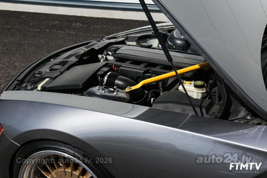 Pelēks BMW Z4 2003 Tallina, ar dzinēja tilpumu 3.00 L un nobraukumu 179 tūkst. km par 11999 €, foto 17 vietnē AUTOMOTO.COM.LV