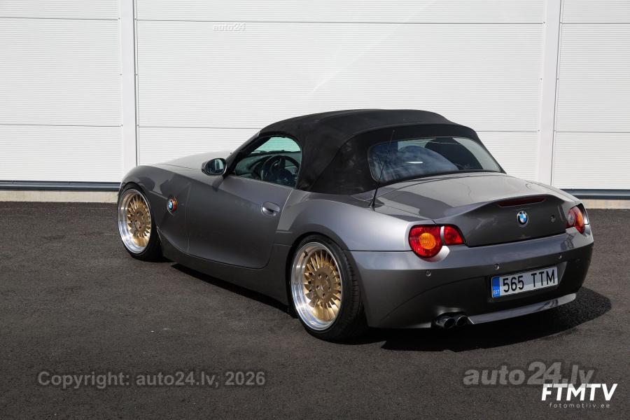 Pelēks BMW Z4 2003 Tallina, ar dzinēja tilpumu 3.00 L un nobraukumu 179 tūkst. km par 11999 €, foto 26 vietnē AUTOMOTO.COM.LV
