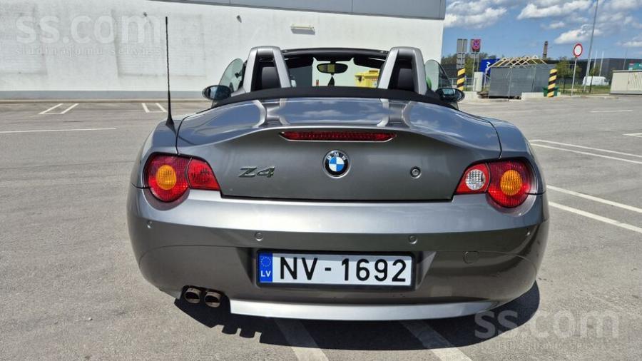 Pelēks BMW Z4 2003 Liepāja, ar dzinēja tilpumu 2.50 L un nobraukumu 194 tūkst. km par 8450 €, foto 7 vietnē AUTOMOTO.COM.LV
