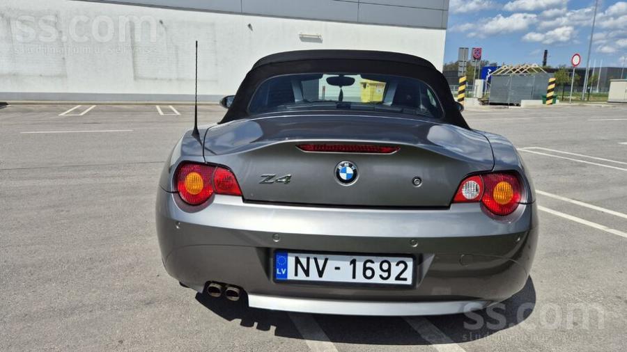 Pelēks BMW Z4 2003 Liepāja, ar dzinēja tilpumu 2.50 L un nobraukumu 194 tūkst. km par 8450 €, foto 19 vietnē AUTOMOTO.COM.LV