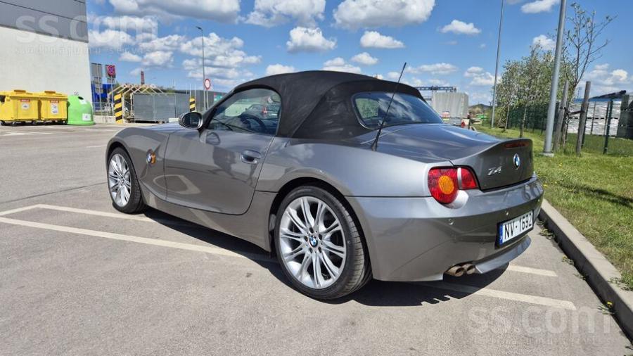 Pelēks BMW Z4 2003 Liepāja, ar dzinēja tilpumu 2.50 L un nobraukumu 194 tūkst. km par 8450 €, foto 20 vietnē AUTOMOTO.COM.LV
