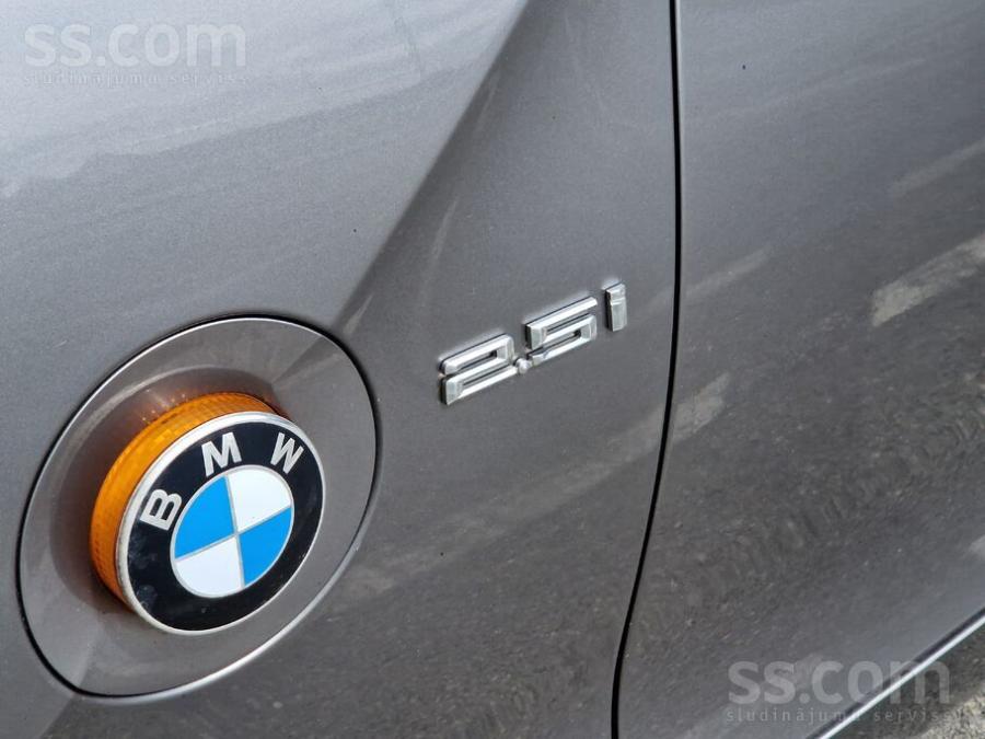 Pelēks BMW Z4 2003 Rīga, ar dzinēja tilpumu 2.50 L un nobraukumu 247 tūkst. km par 7400 €, foto 13 vietnē AUTOMOTO.COM.LV