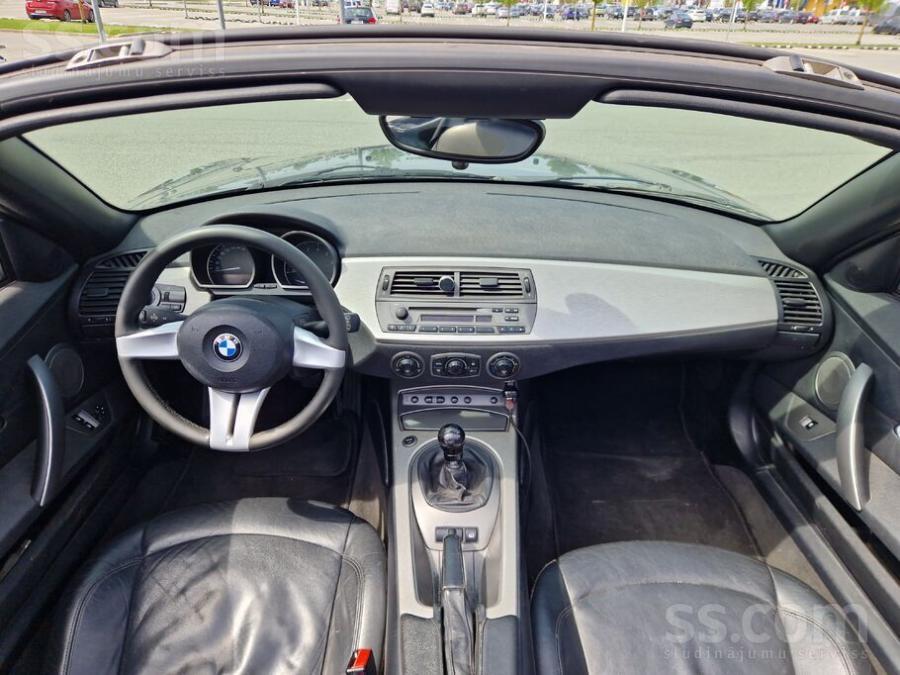 Pelēks BMW Z4 2003 Rīga, ar dzinēja tilpumu 2.50 L un nobraukumu 247 tūkst. km par 7400 €, foto 14 vietnē AUTOMOTO.COM.LV