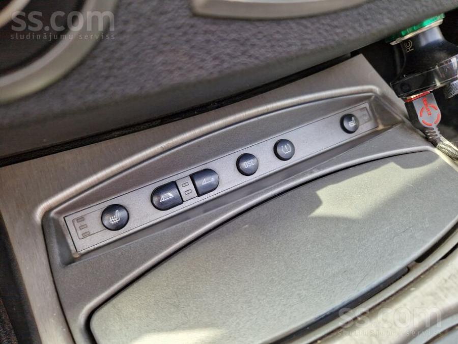 Pelēks BMW Z4 2003 Rīga, ar dzinēja tilpumu 2.50 L un nobraukumu 247 tūkst. km par 7400 €, foto 18 vietnē AUTOMOTO.COM.LV