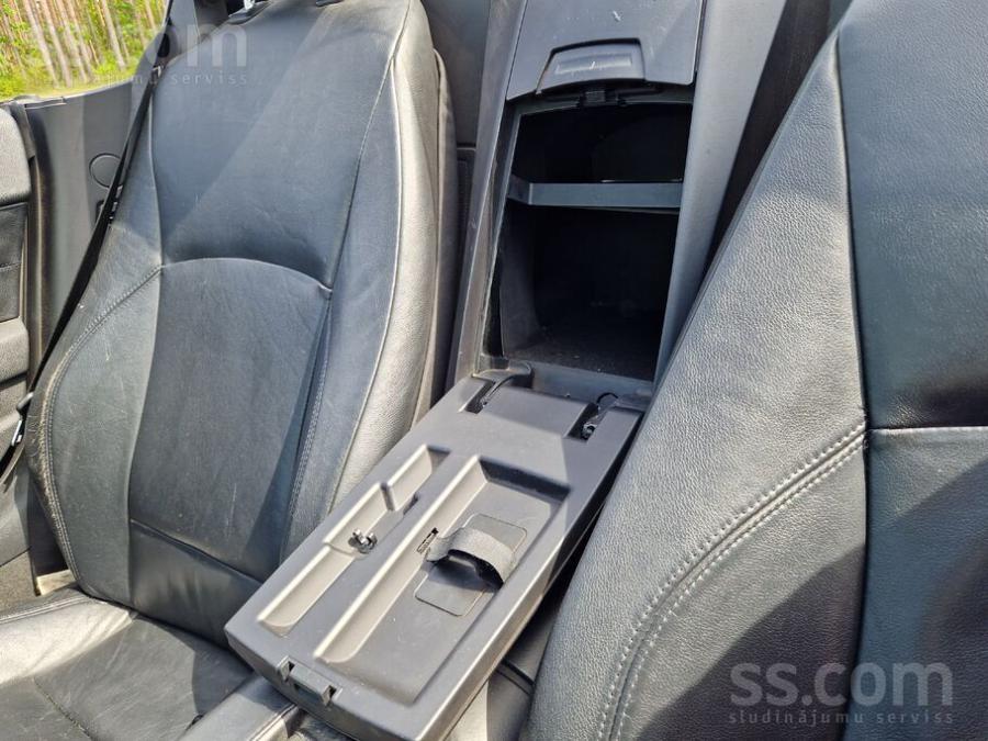 Pelēks BMW Z4 2003 Rīga, ar dzinēja tilpumu 2.50 L un nobraukumu 247 tūkst. km par 7400 €, foto 20 vietnē AUTOMOTO.COM.LV