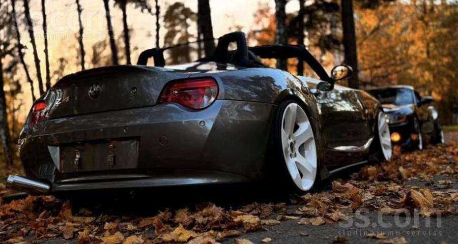 Grey BMW Z4 2003 in Riga, with an engine capacity of 2.50 L and mileage of 0 thousand km for 10500 €, photo 3 on AUTOMOTO.COM.LV